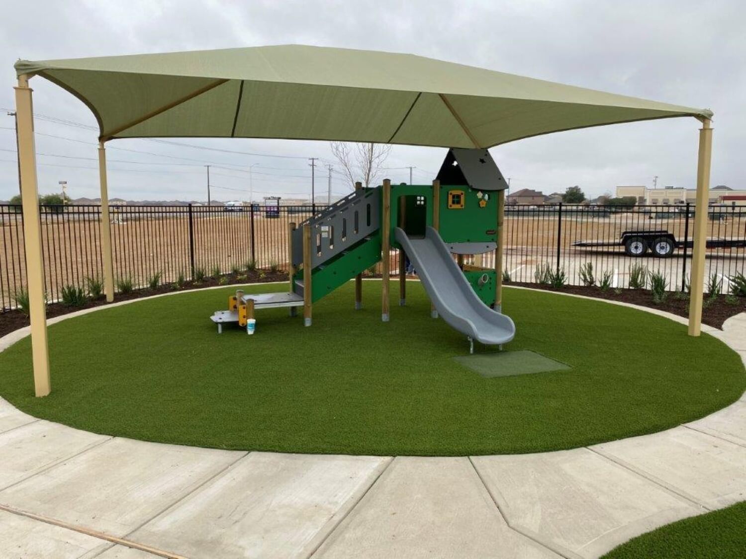 Gallery - SYNLawn Mississippi - Premiere Turf Installation