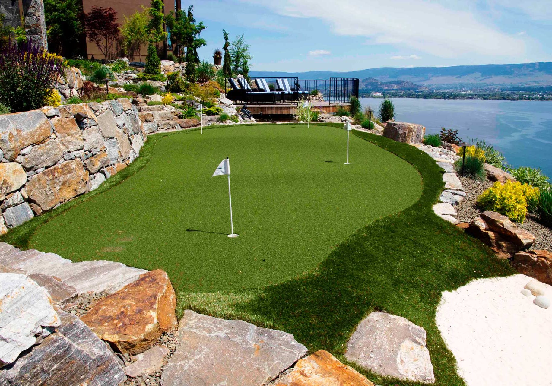 Jackson MS Backyard Putting Greens | SYNLawn Mississippi